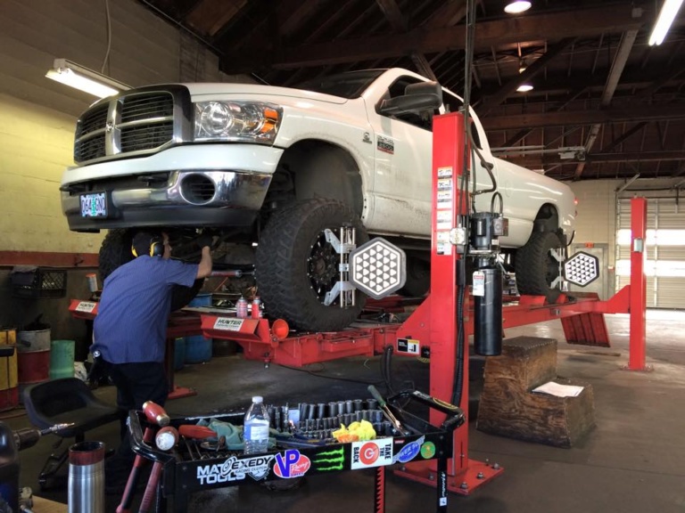 Jerry & Walt's Complete Auto Care | AAA Oregon/Idaho