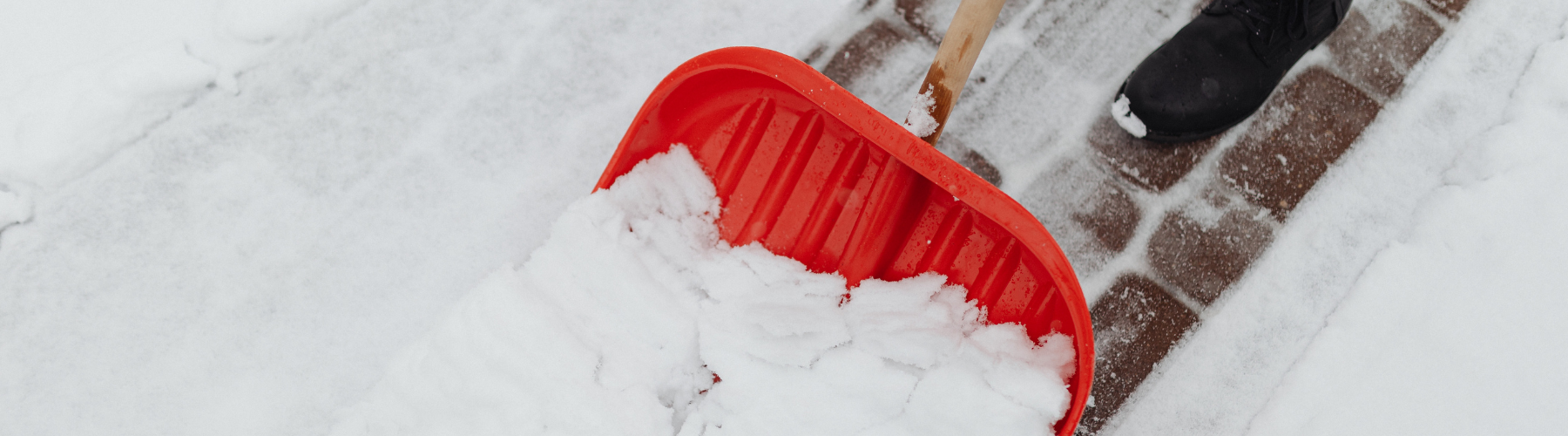 Tips To Remove Ice & Snow Effectively | AAA Oregon/Idaho